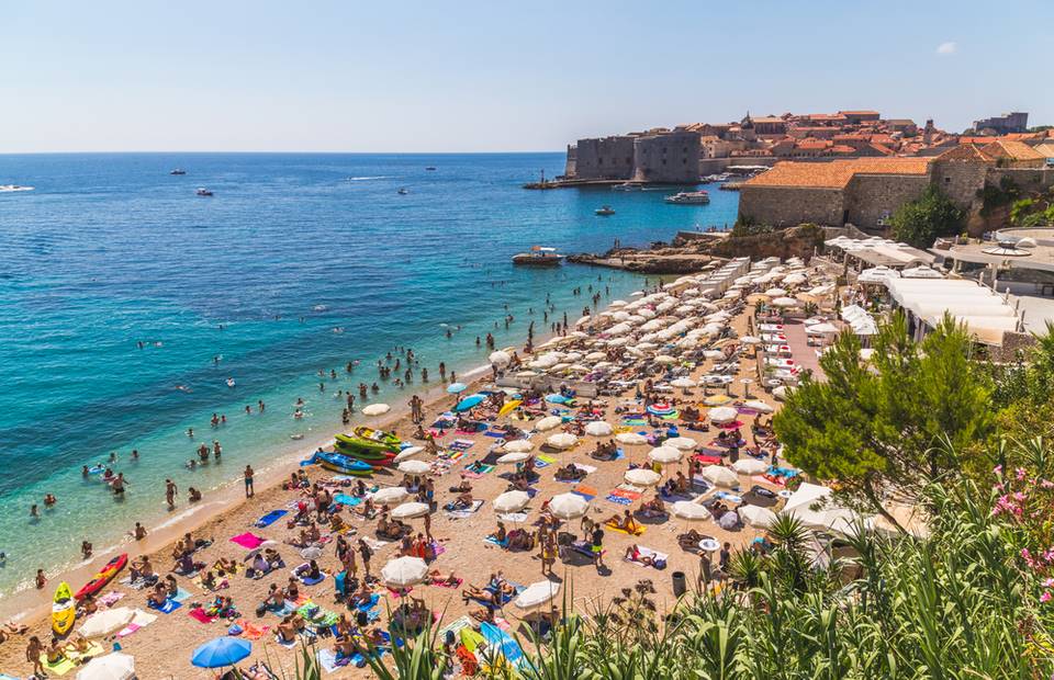 Chorvaté ve velkém zatýkají turisty. Místní jich mají plné zuby ...