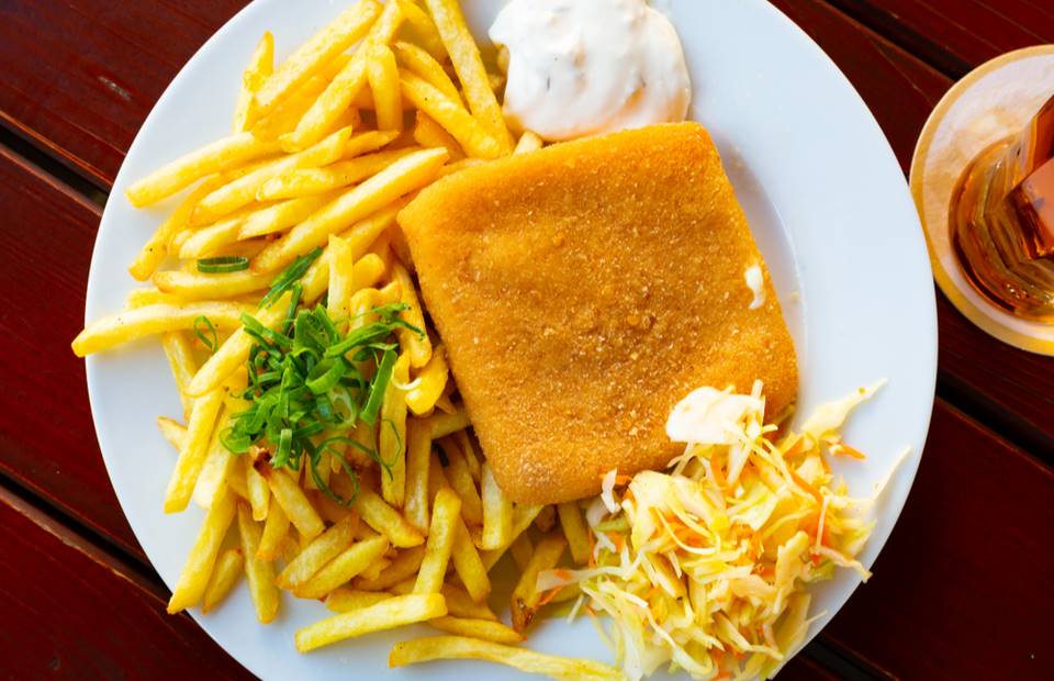 Smažený sýr můžete připravit i zdravým způsobem. Je na to speciální ...