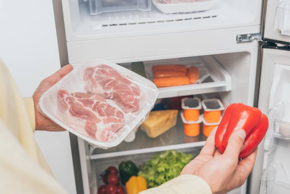 Jedna věc v lednici doslova požírá elektřinu. Pokud si nedáte pozor, na ...